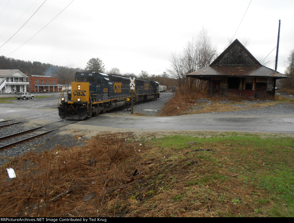 CSX 4039 & 4584